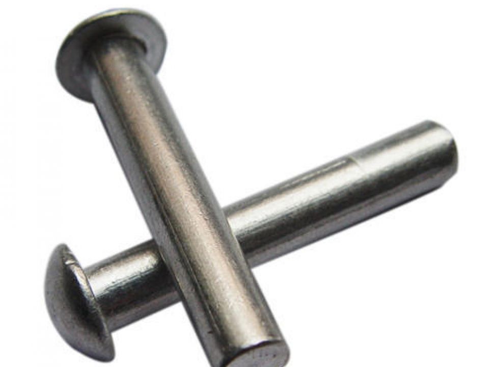 REMACHE CABEZA REDONDA DE HIERRO